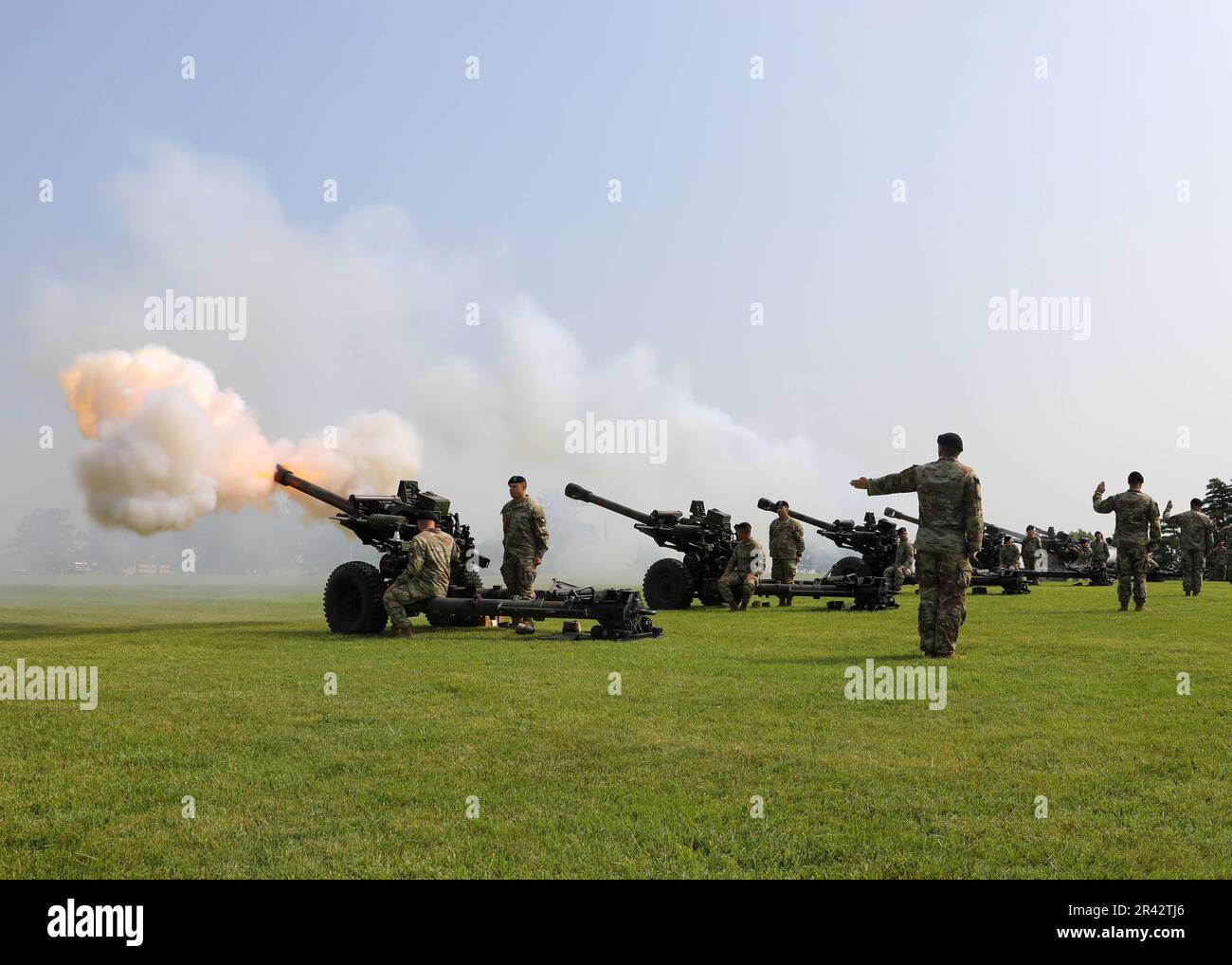 Soldiers of the 101st Airborne Division (Air Assault) fired the M119 ...