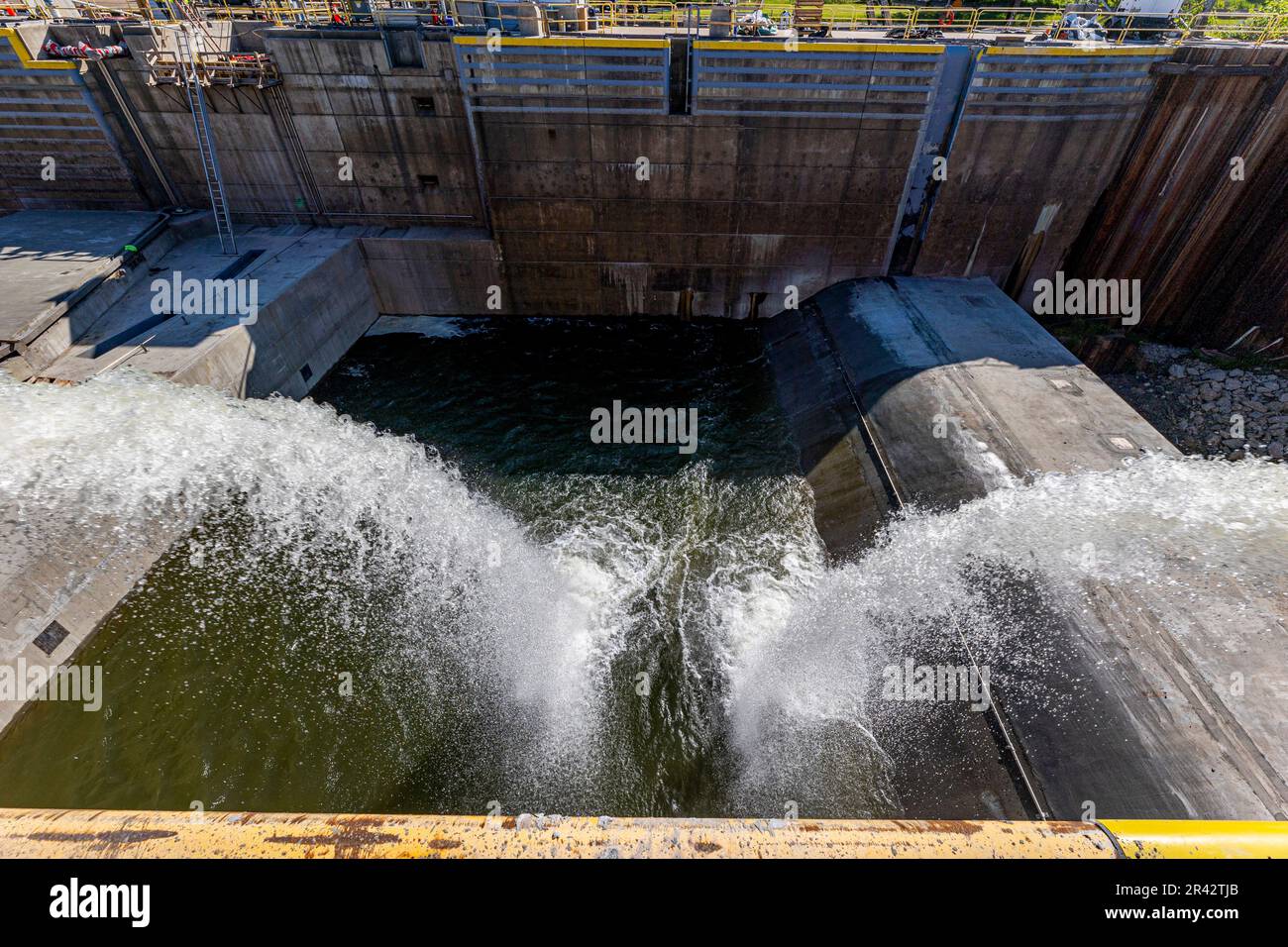 The U.S. Army Corps of Engineers Pittsburgh District begins to refill ...