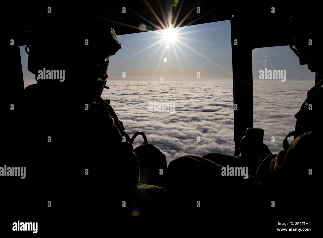 U.S. Marines with Marine Light Attack Helicopter Squadron (HMLA) 369 ...