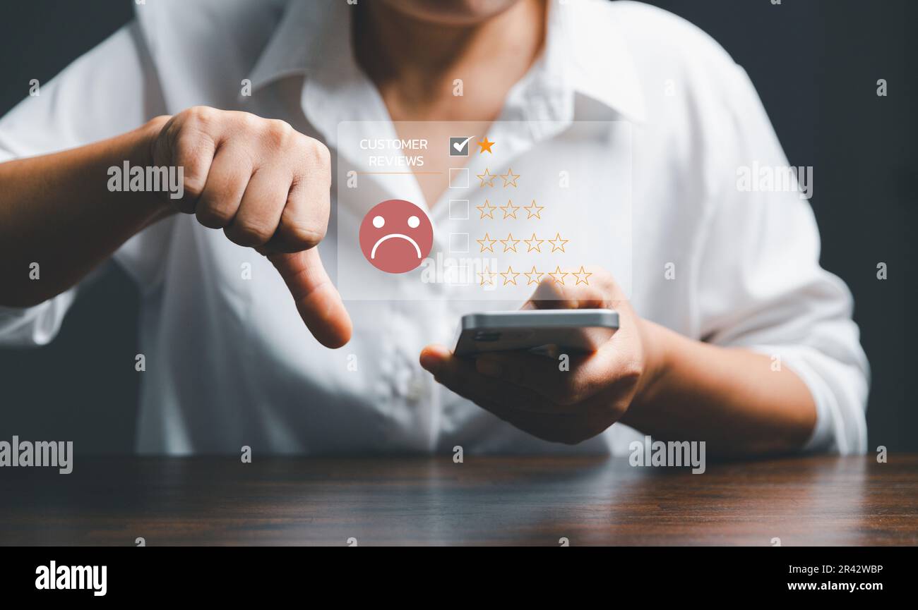 Customer Experience dissatisfied Concept, Unhappy Businesswoman Client ...