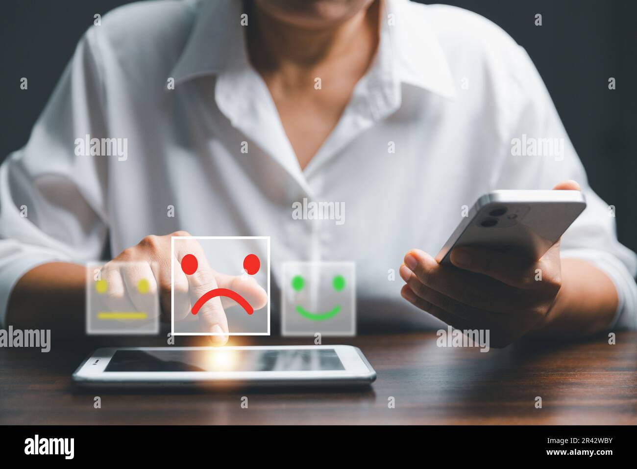 Customer Experience dissatisfied Concept, Unhappy Businesswoman Client ...