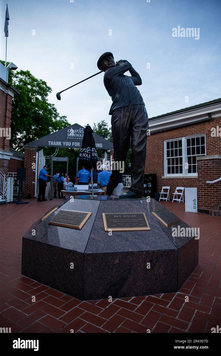 FORTH WORTH, TX - MAY 25: General photo statue of Ben Hogan greets fans ...