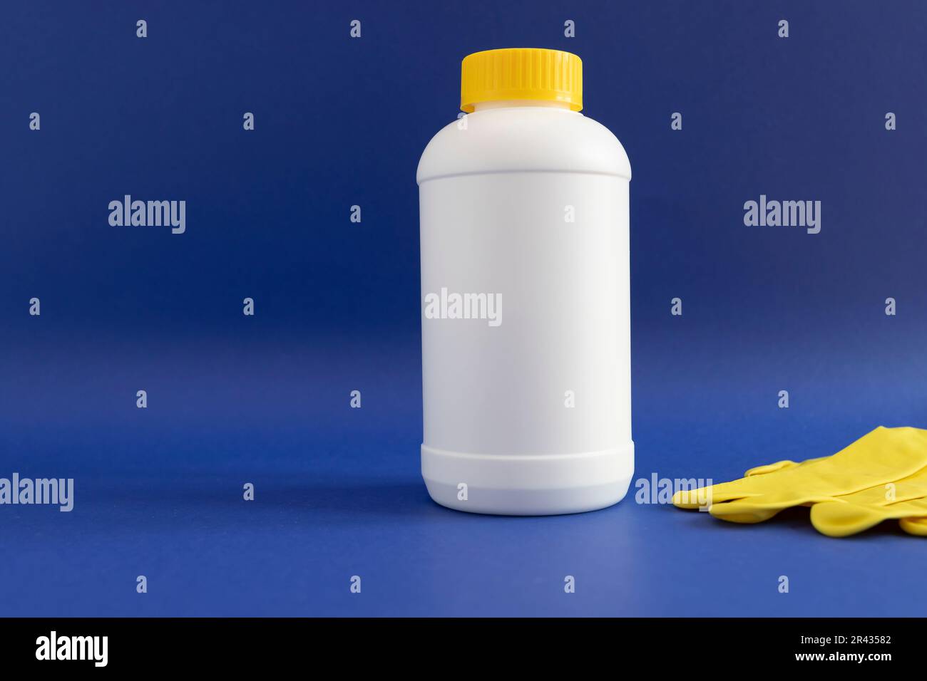 Pipe Plumber Drain Granules in White Plastic Bottle With Yellow Cap ...
