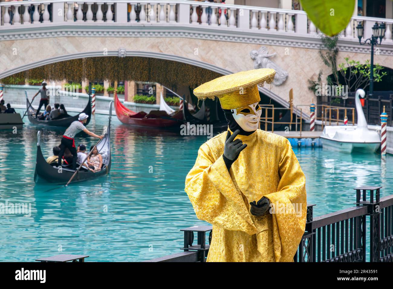 Carnival costume, Venice Grand Canal Mall, Taguig City, Manila ...