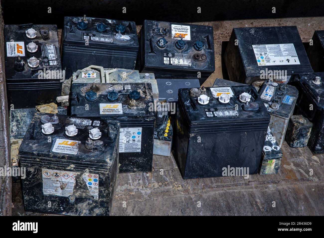 Old car batteries hi-res stock photography and images - Alamy