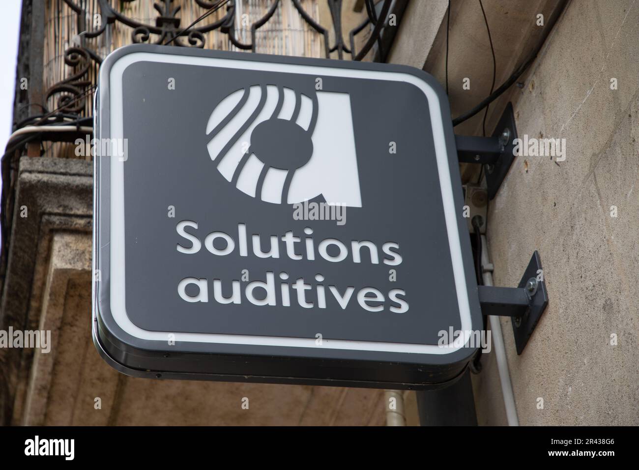 Amplifon logo hi-res stock photography and images - Alamy
