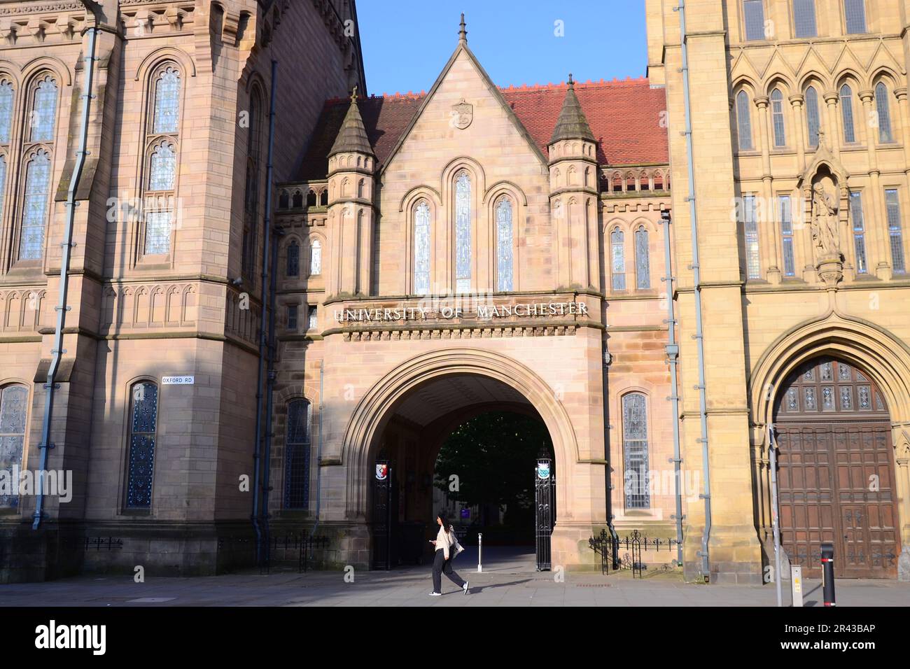 Whitworth Hall exterior at the University of Manchester Stock Photo - Alamy