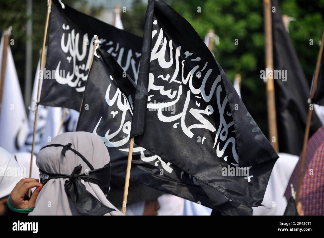 Indonesia many people jakarta hi-res stock photography and images - Alamy