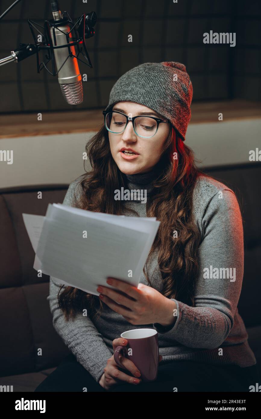 Professional recording hi-res stock photography and images - Alamy