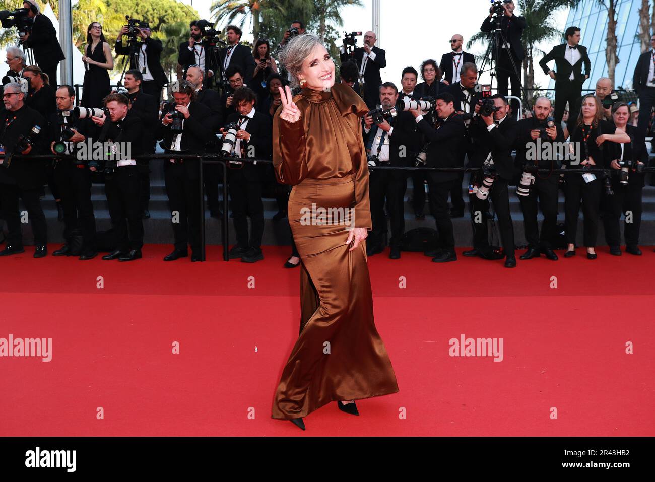 Cannes, France. 25th May, 2023. U.S. actress Andie MacDowell arrives ...