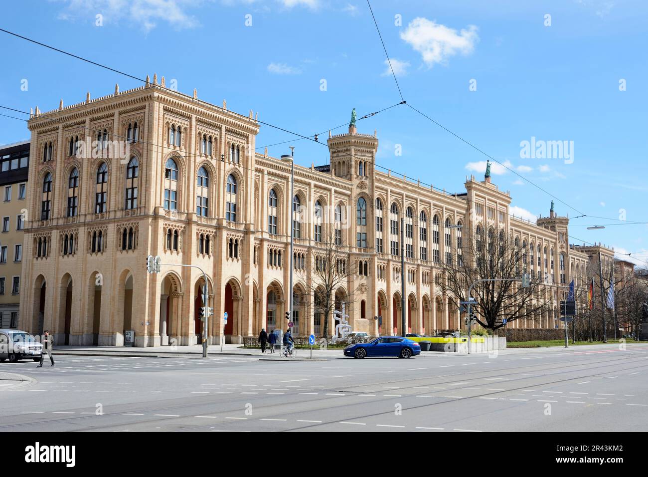 Historic government building hi-res stock photography and images - Alamy