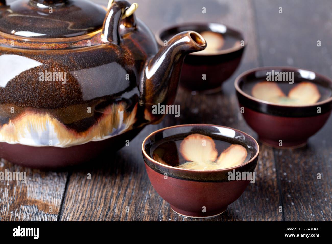 Desk with chinese tea hi-res stock photography and images - Alamy