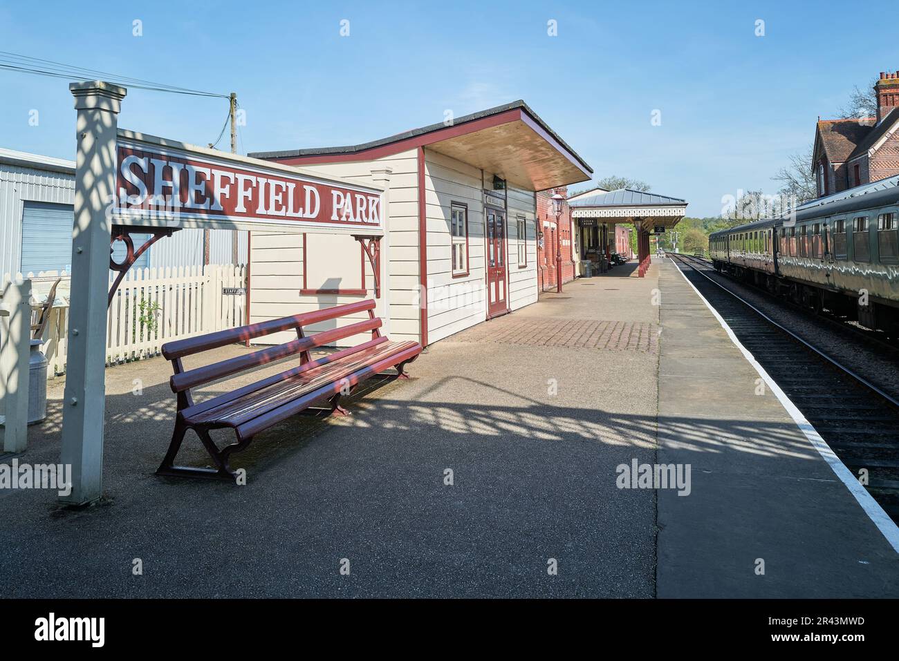 Platform of the Bluebell steam railway at Sheffield Park rail station ...