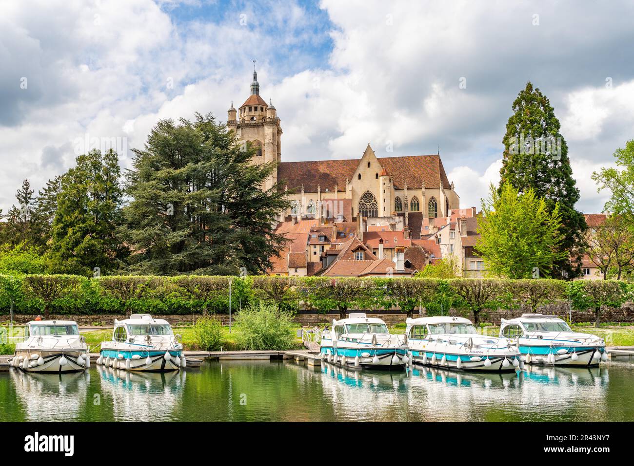 Nicols rental boat hi-res stock photography and images - Alamy