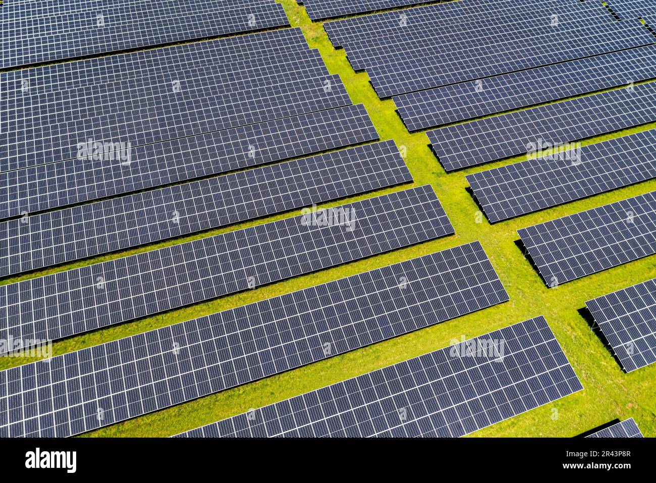 Solar field, solar park in the landscape, Nellingen, Baden-Wuerttemberg ...