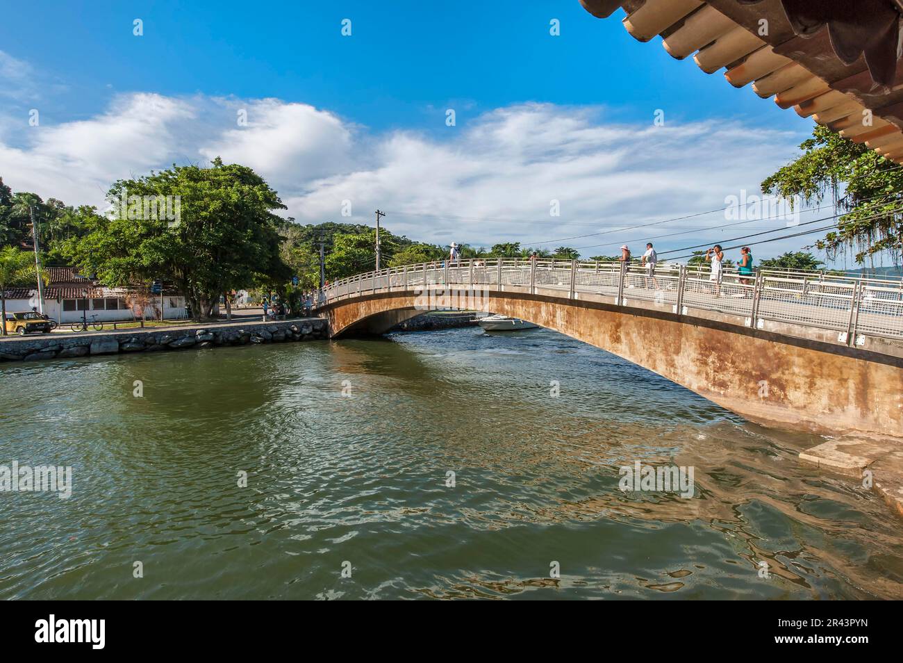 Rio de janeiro bridge hi-res stock photography and images - Alamy