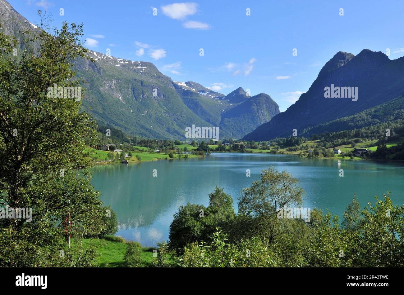 Olden lake floen hi-res stock photography and images - Alamy