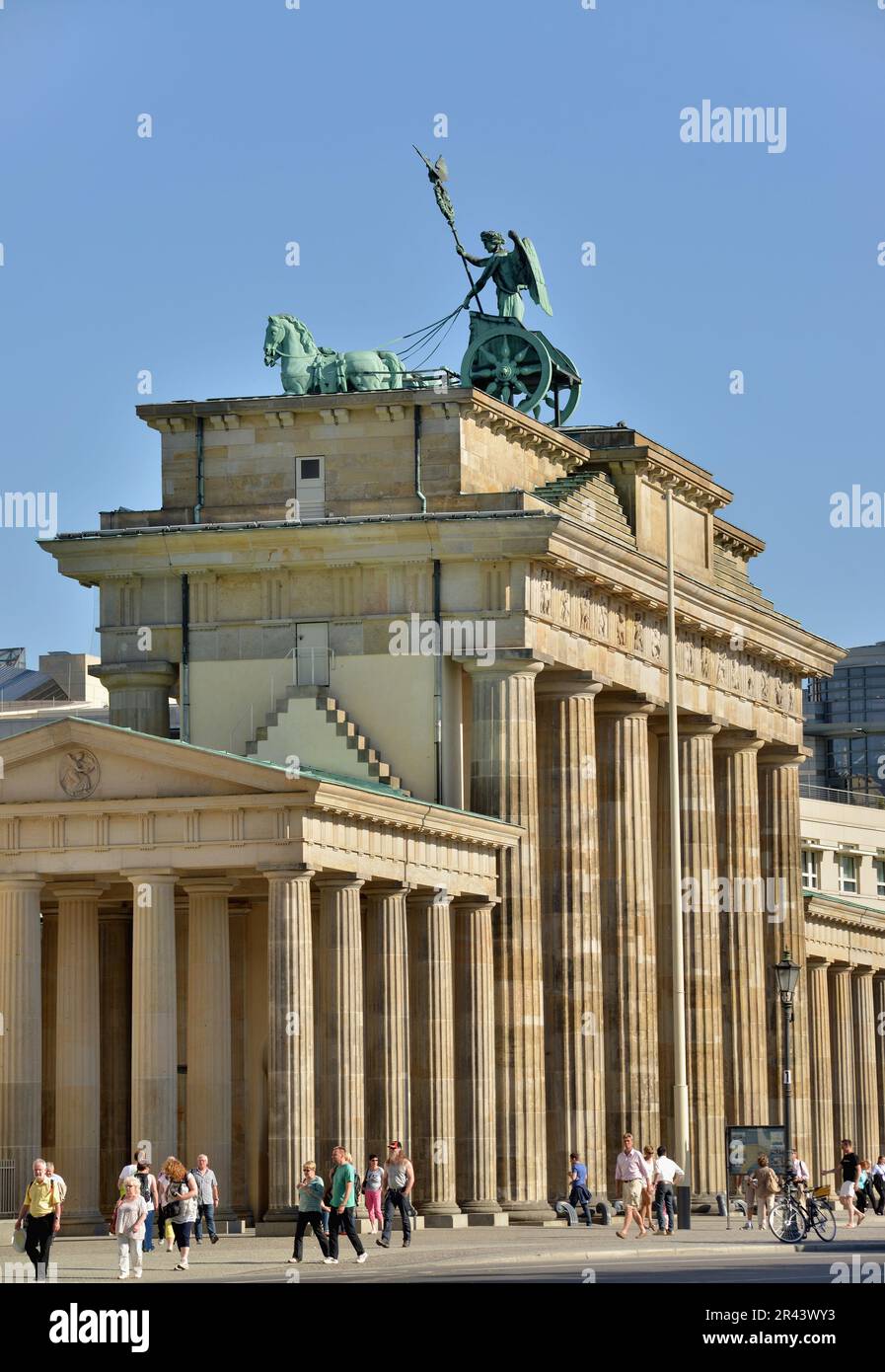 Brandenburg Gate, back side, Platz des 18. Maerz, Mitte, Berlin ...