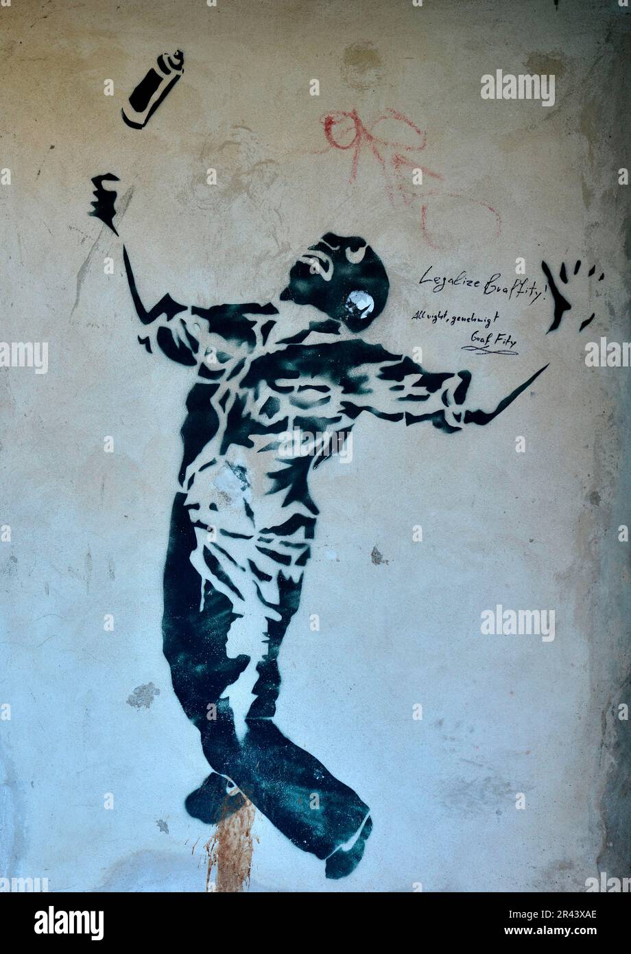 Sprayer painting hi-res stock photography and images - Alamy