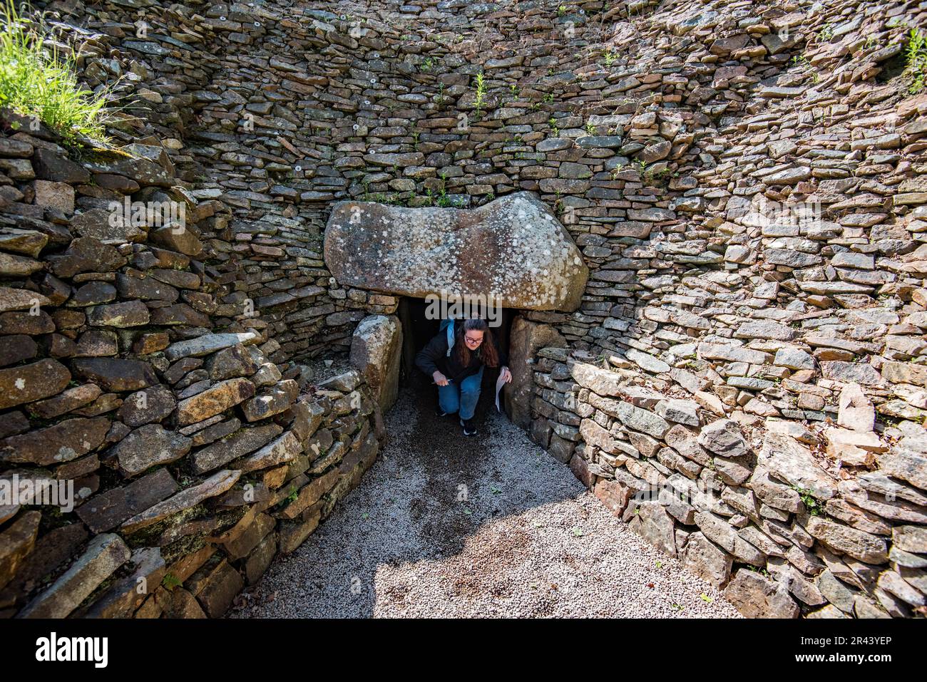 6,000-year-old Neolithic passage grave at La Hougue Bie, Jersey ...
