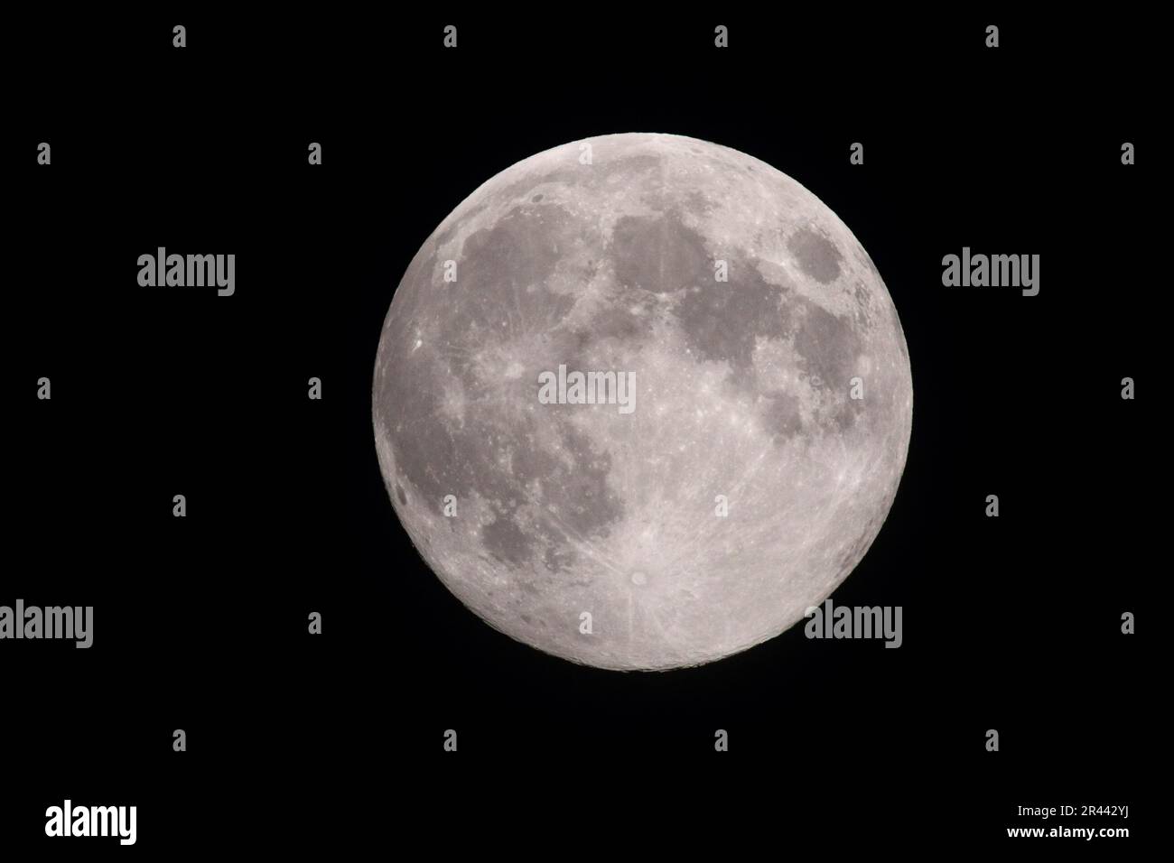 Full moon view hi-res stock photography and images - Alamy