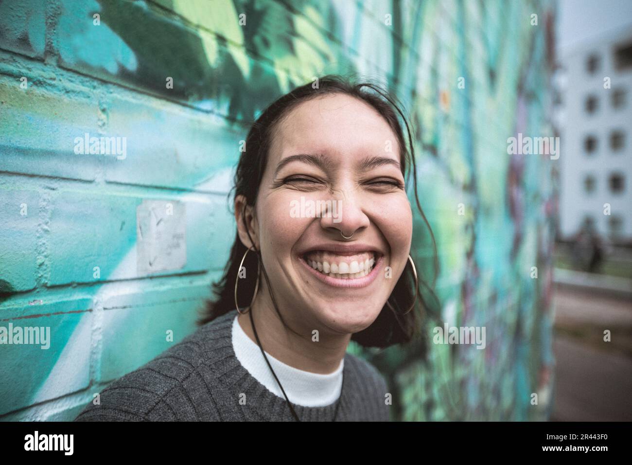 Smile happy young multi ethnic hi-res stock photography and images - Alamy