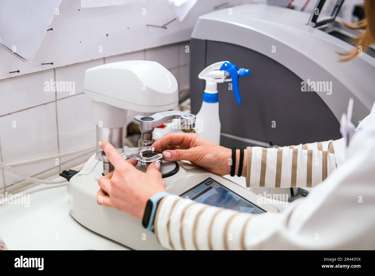 Opticians equipment hi-res stock photography and images - Alamy