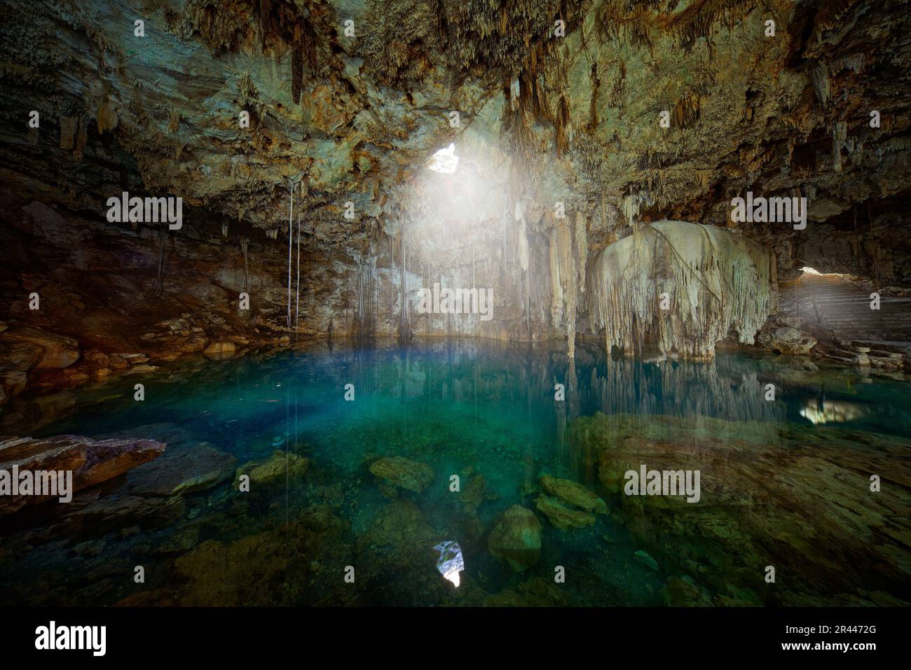 Big cenote hi-res stock photography and images - Alamy