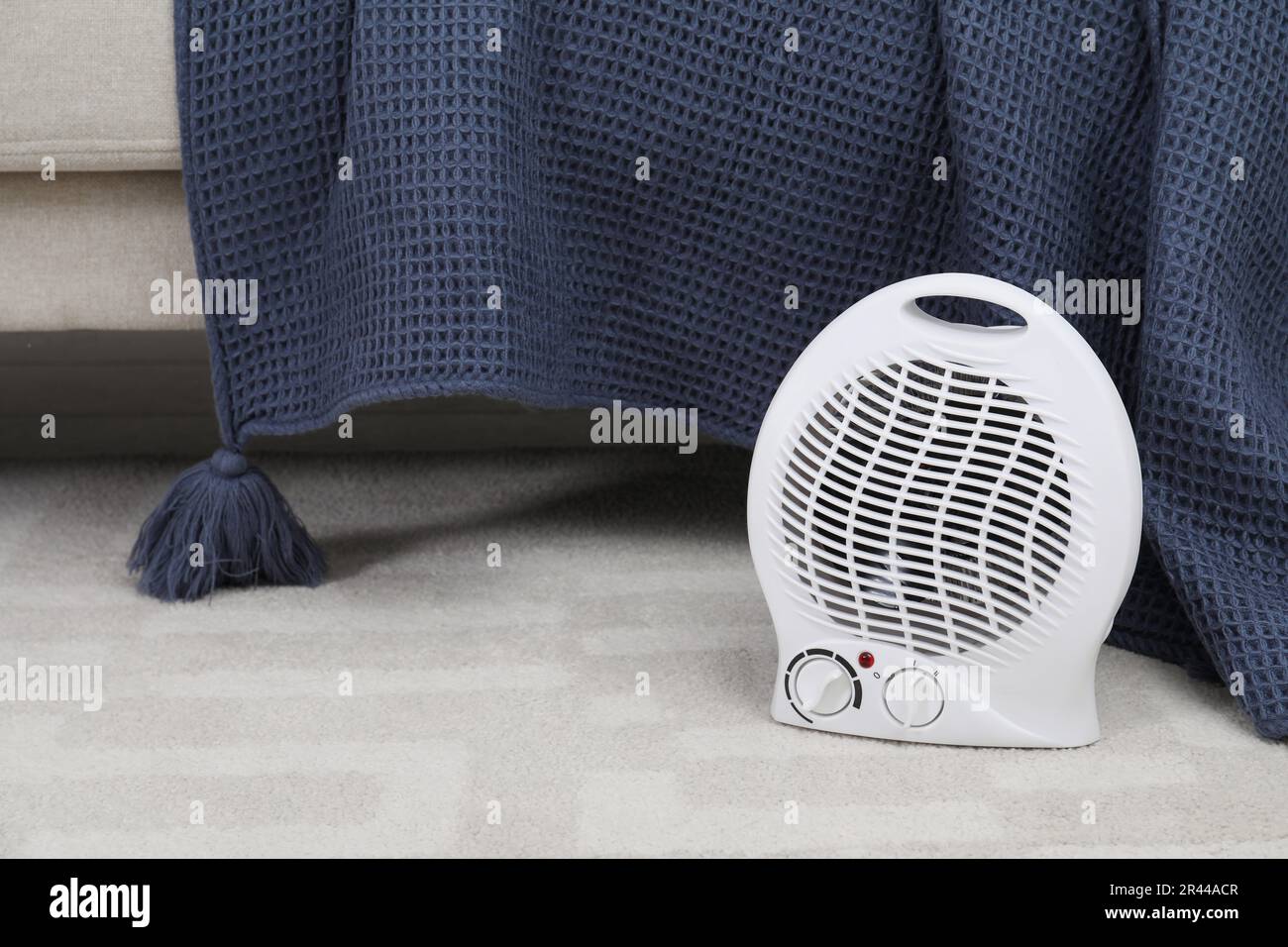 Portable electric fan hi-res stock photography and images - Alamy