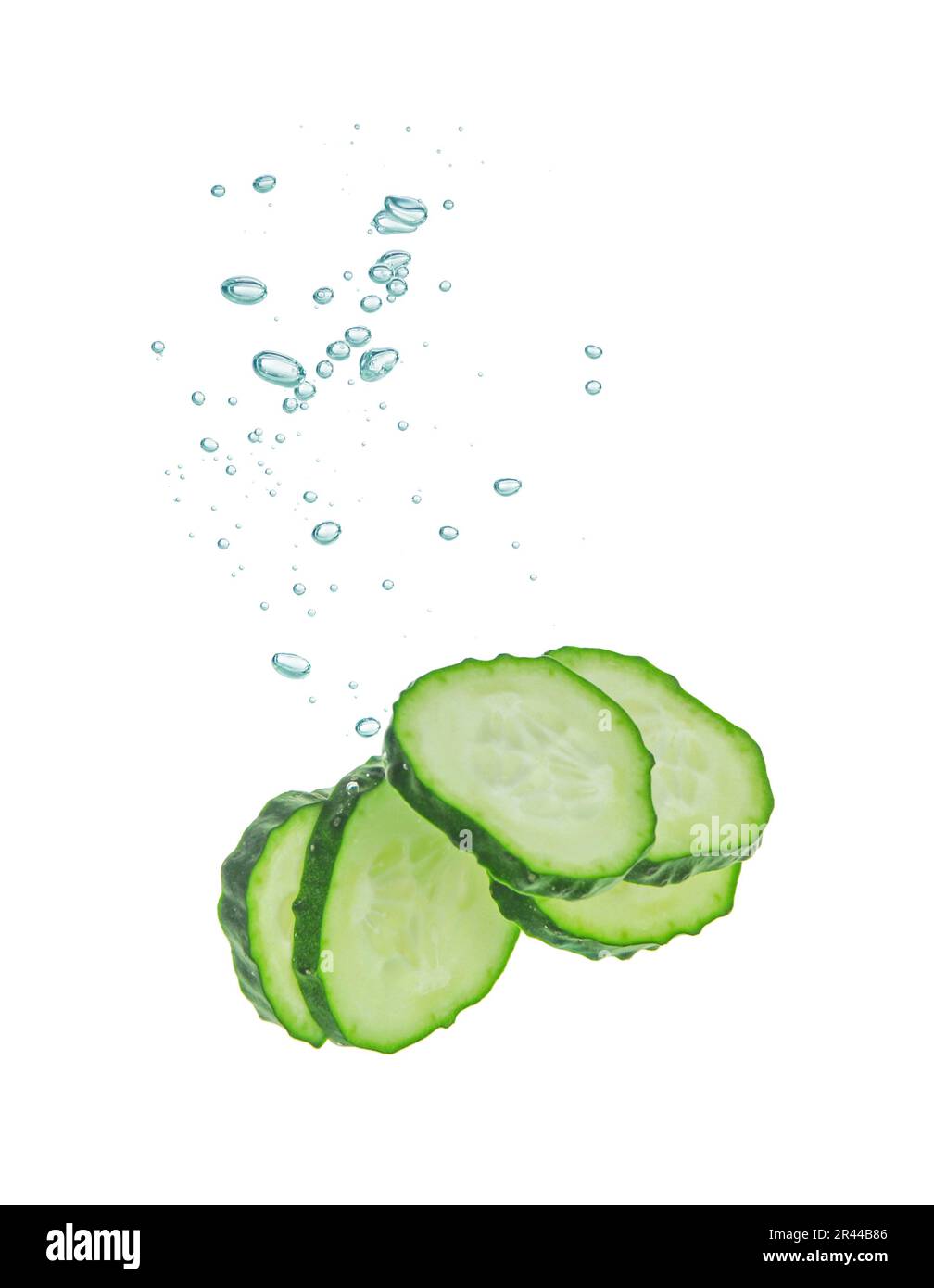 Cucumber slices splash hi-res stock photography and images - Alamy