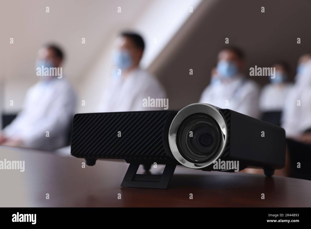 Team medical staff during video hi-res stock photography and images - Alamy
