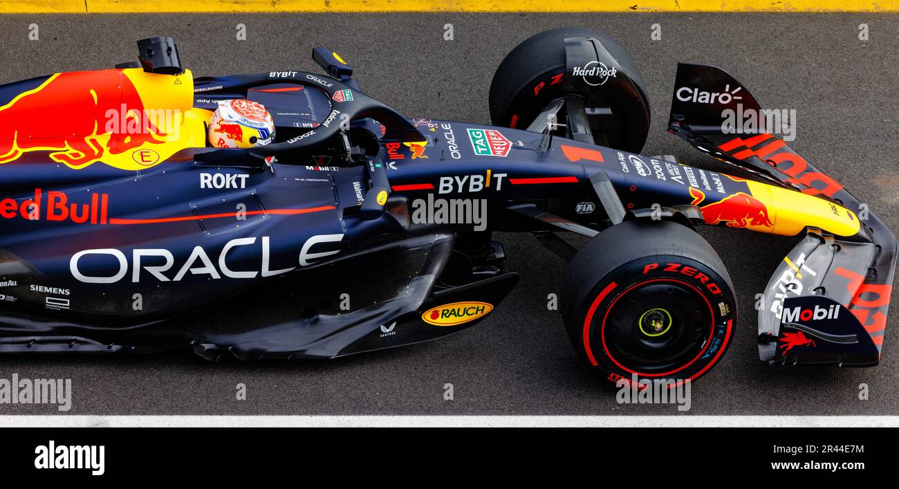 Max Verstappen warms up his car in pit lane during qualifying at the ...