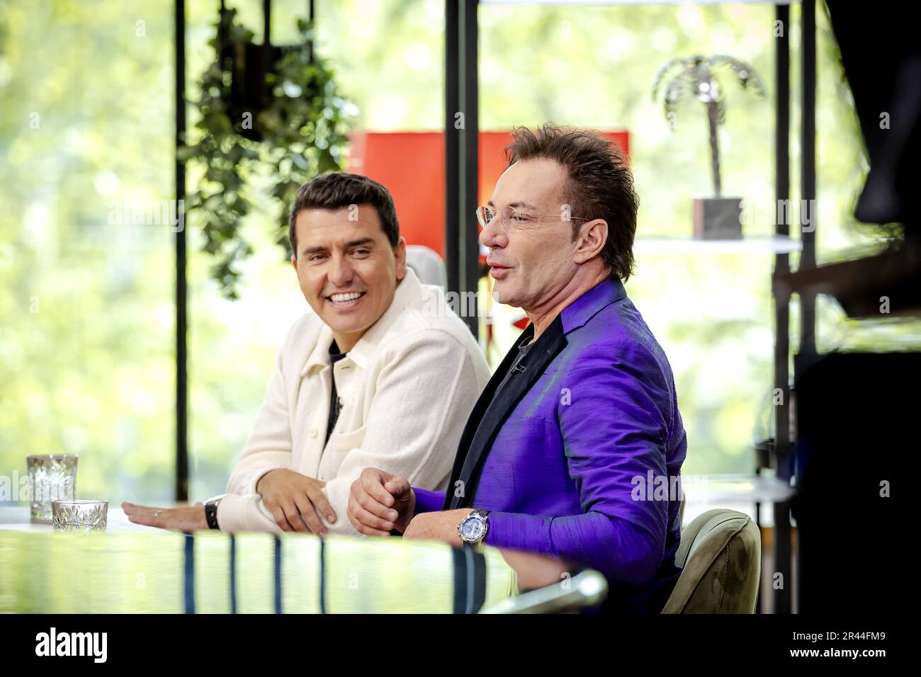 Viewers rtl4 hi-res stock photography and images - Alamy