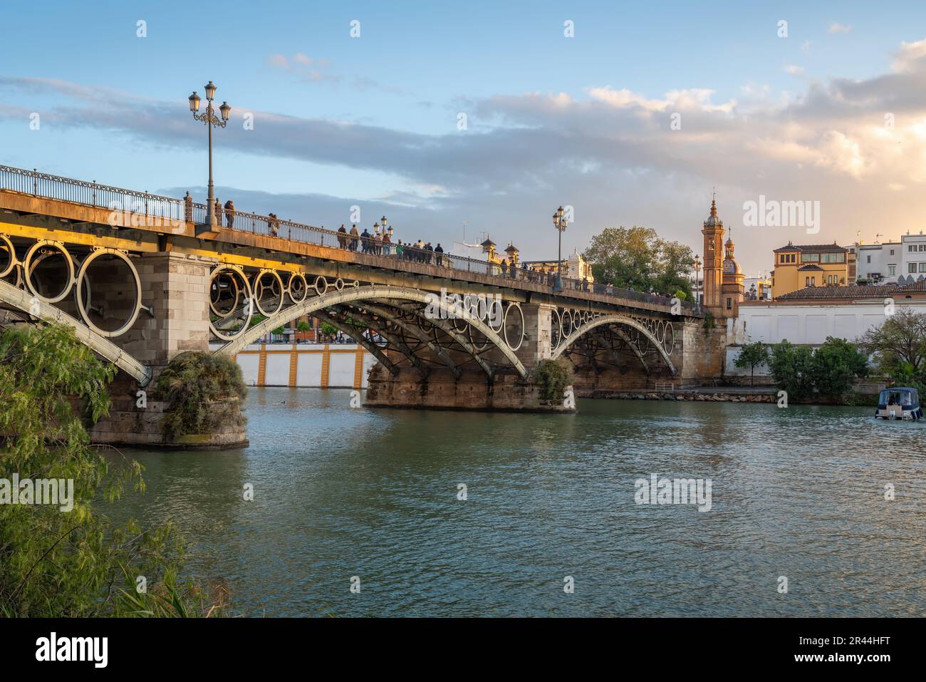 Triana Bridge (Puente de Triana) and Castle of San Jorge (Castillo de ...