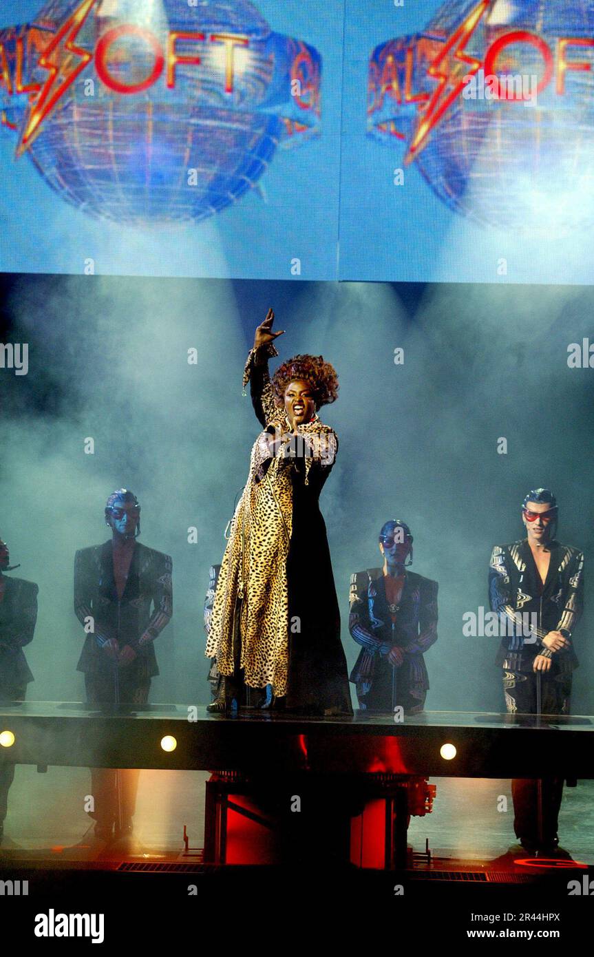 We will rock you killer queen hi-res stock photography and images - Alamy