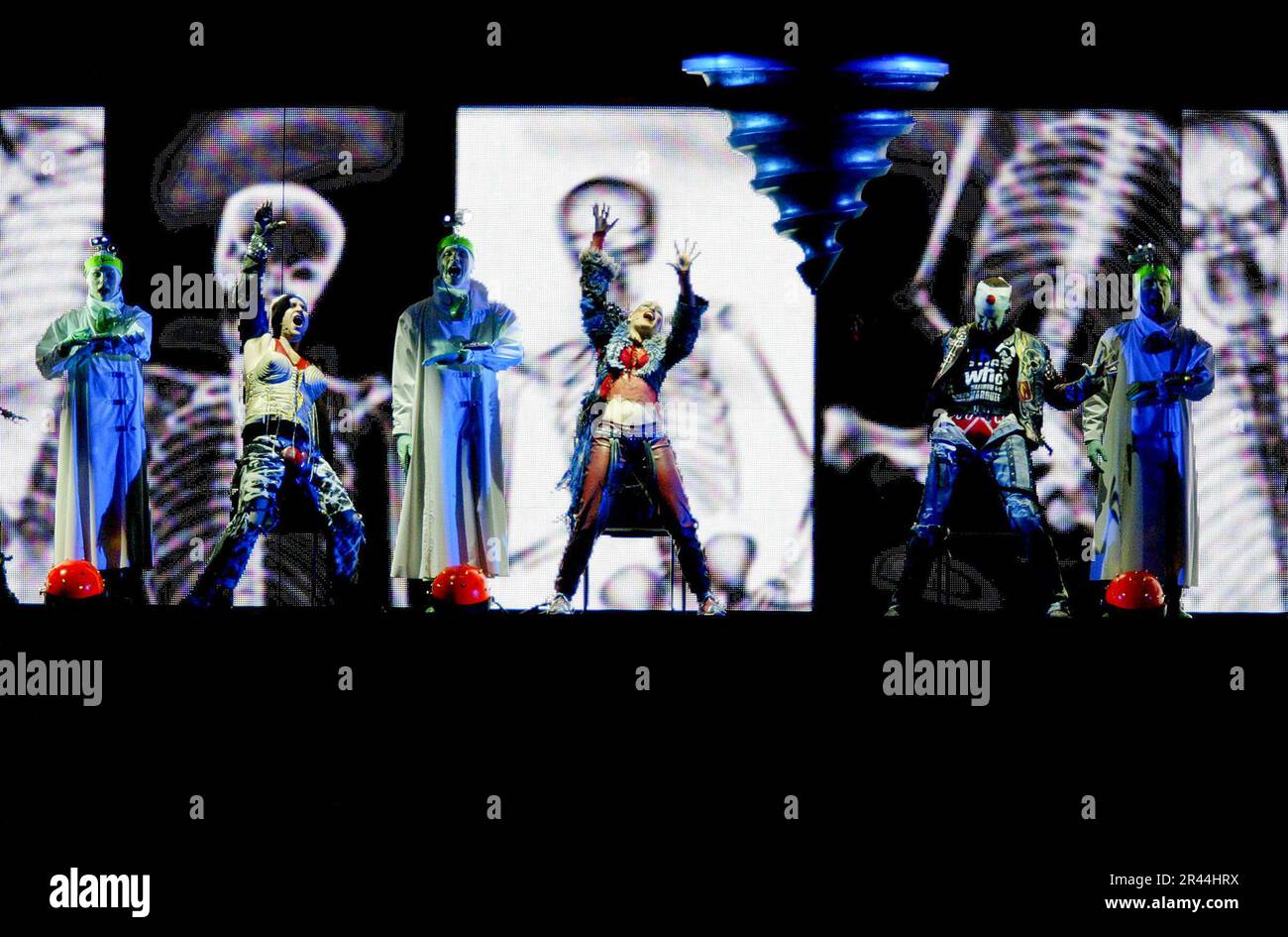 WE WILL ROCK YOU at the Dominion Theatre, London W1 14/05/2002 music ...