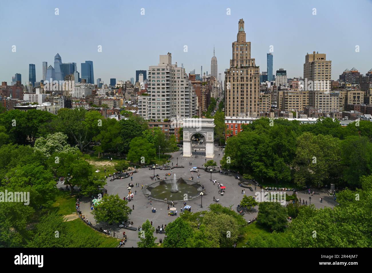 An overhead view of Washington Square Park in the Greenwich Village ...