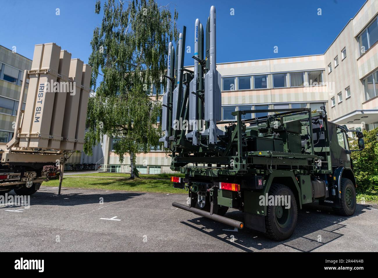 Iris t missile hi-res stock photography and images - Alamy