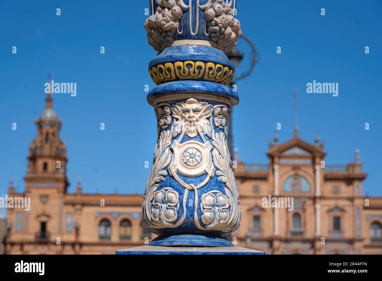 Colorful building seville hi-res stock photography and images - Alamy
