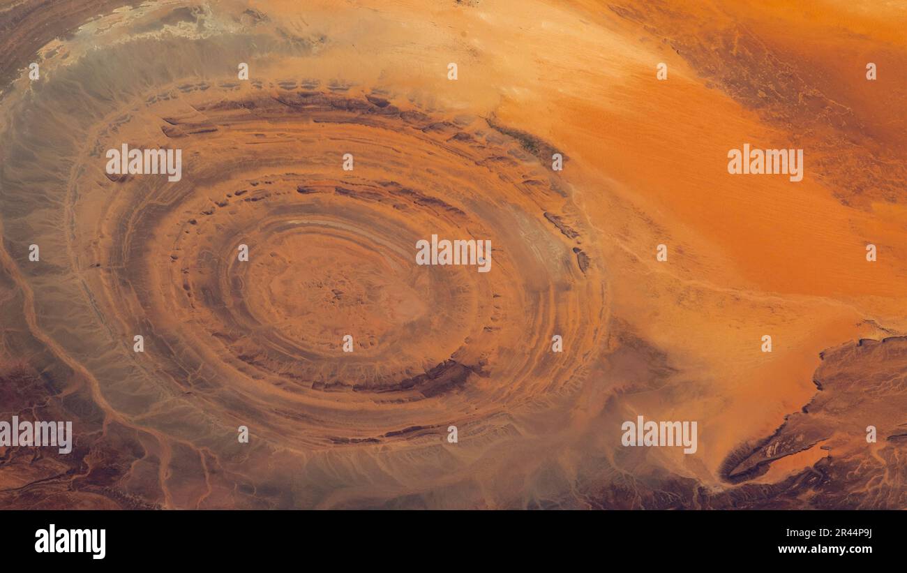 Aerial of the Eye of the Sahara in Mauritania Stock Photo - Alamy