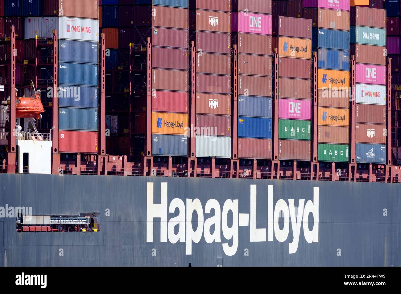 Netherlands, Rotterdam: Hapag Lloyd’s container ship Tihama docked in ...