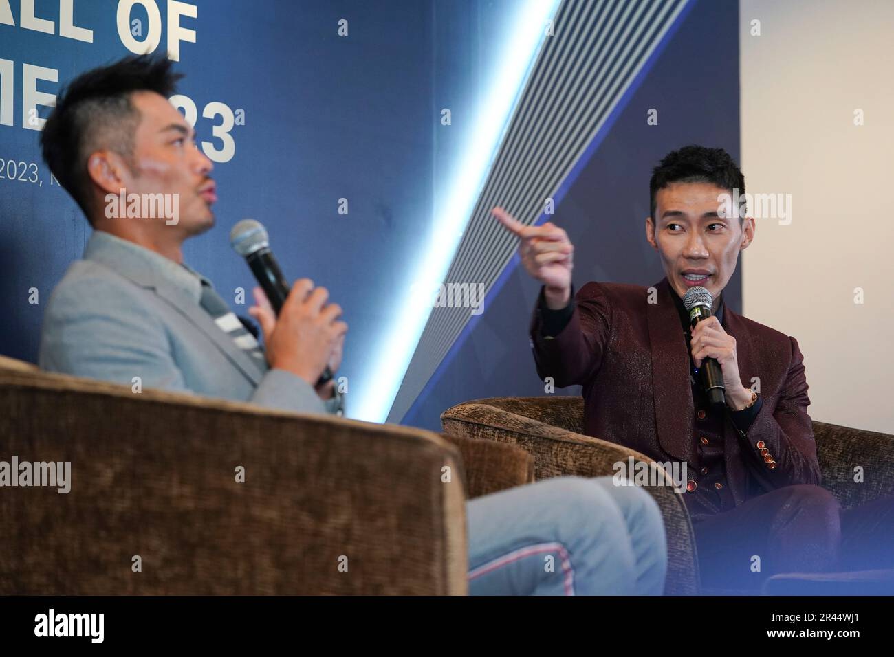 Former badminton players Malaysia's Lee Chong Wei, right gestures at ...