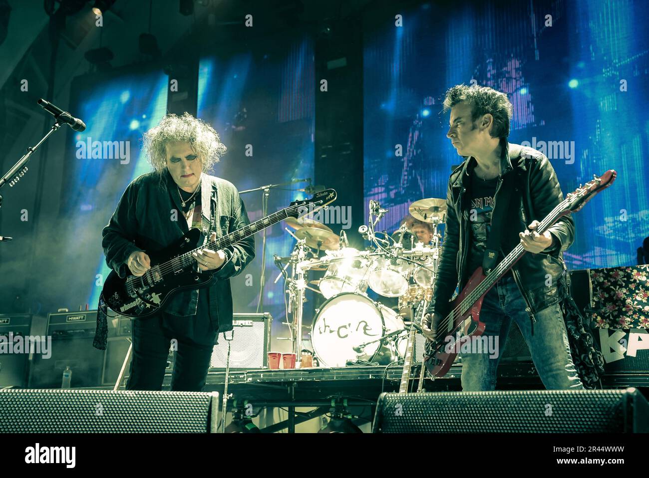Shows of a lost world tour hi-res stock photography and images - Alamy