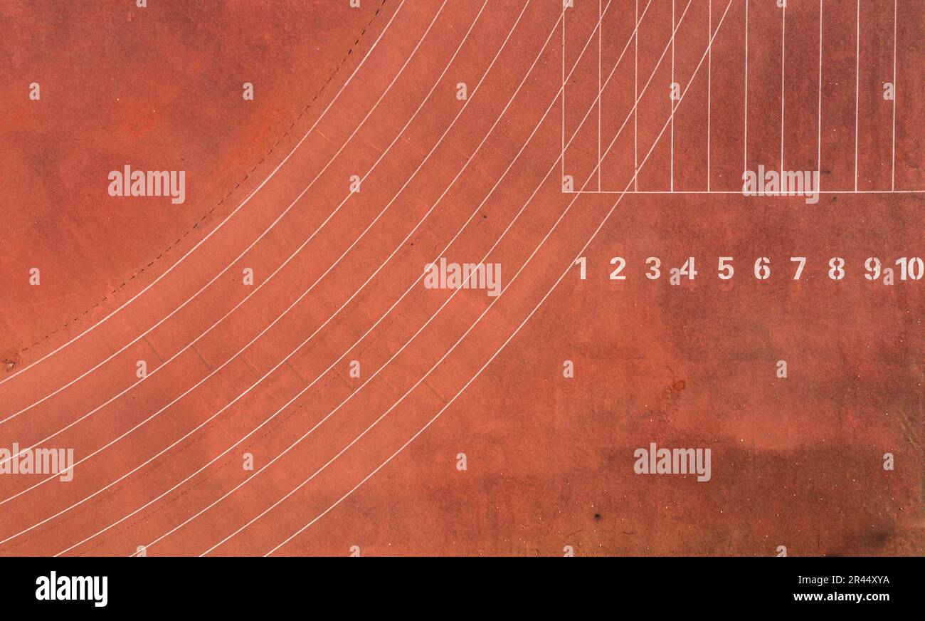 Aerial view of a running track with the starting line in view Stock ...
