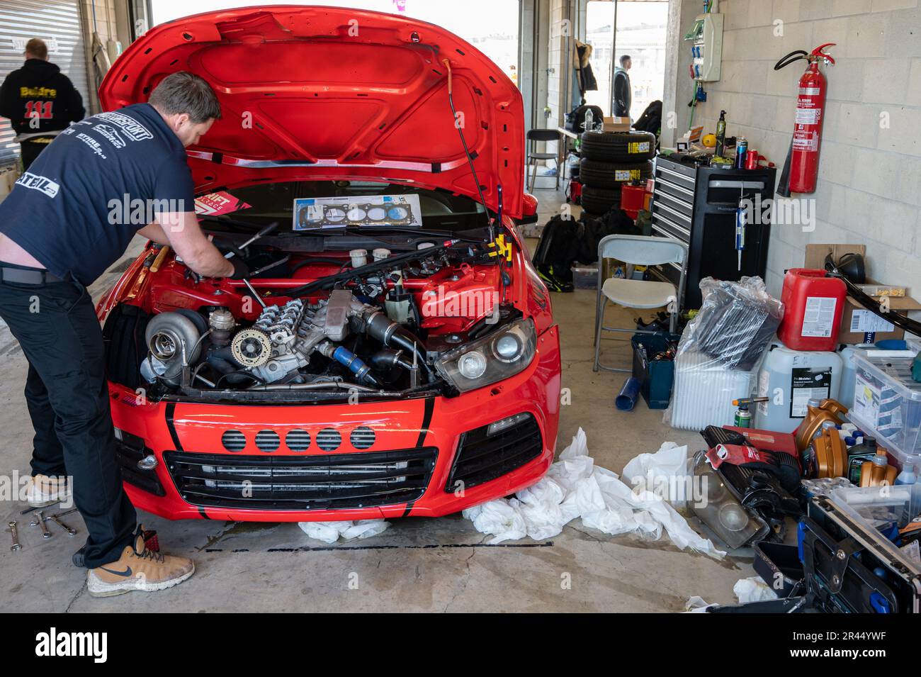 Audi engine hi-res stock photography and images - Alamy