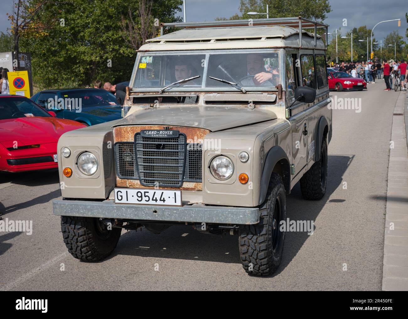 Front view of a classic English SUV, the famous Spanish Land Rover ...