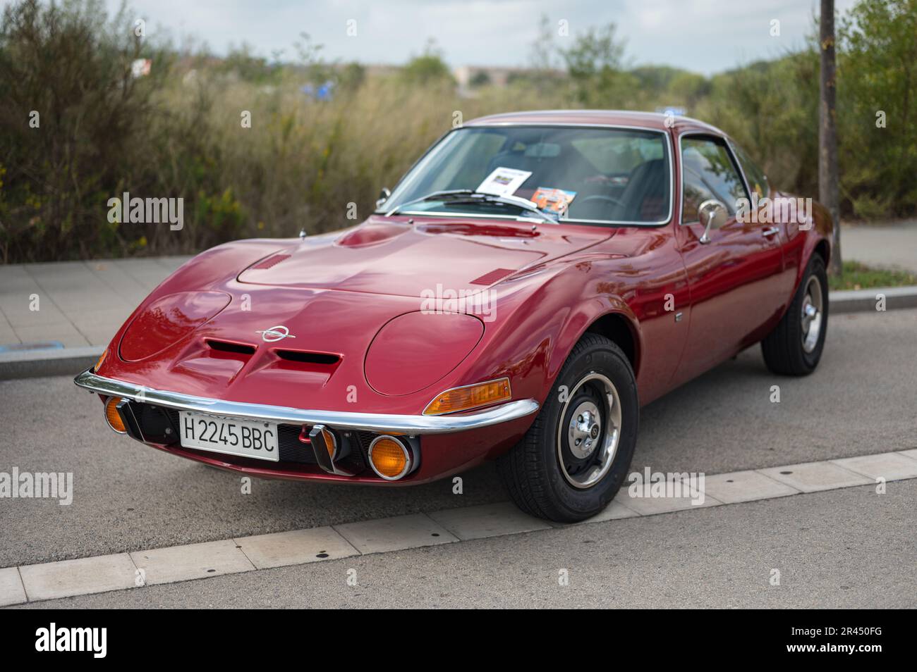 Front view of a classic red sports car, the Opel GT Stock Photo - Alamy