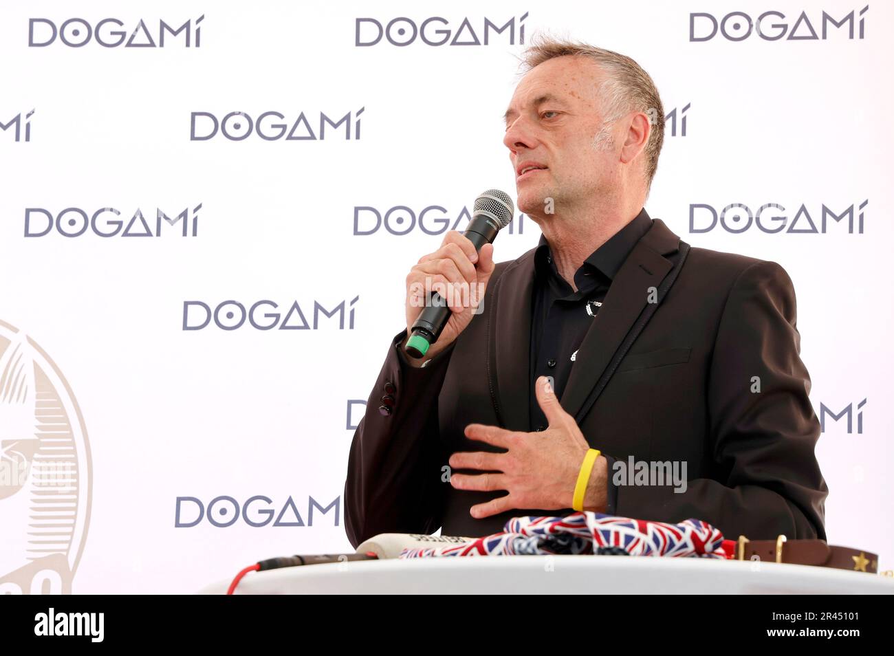 Toby Rose bei der Verleihung des Palm Dog Awards 2023 an Hund Bijou auf ...