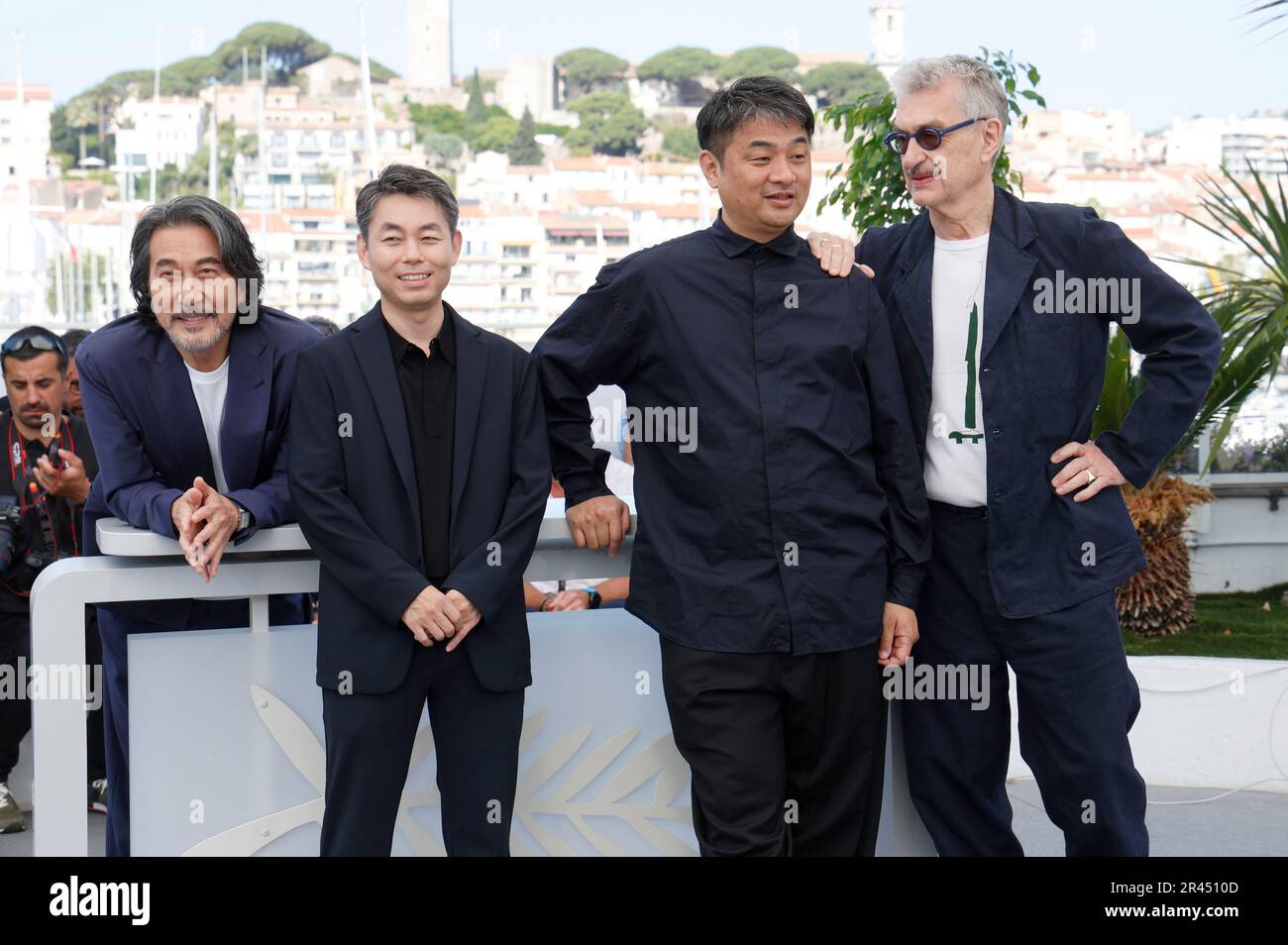 Koji Yakusho, Koji Yanai, Takuma Takasaki und Wim Wenders beim ...