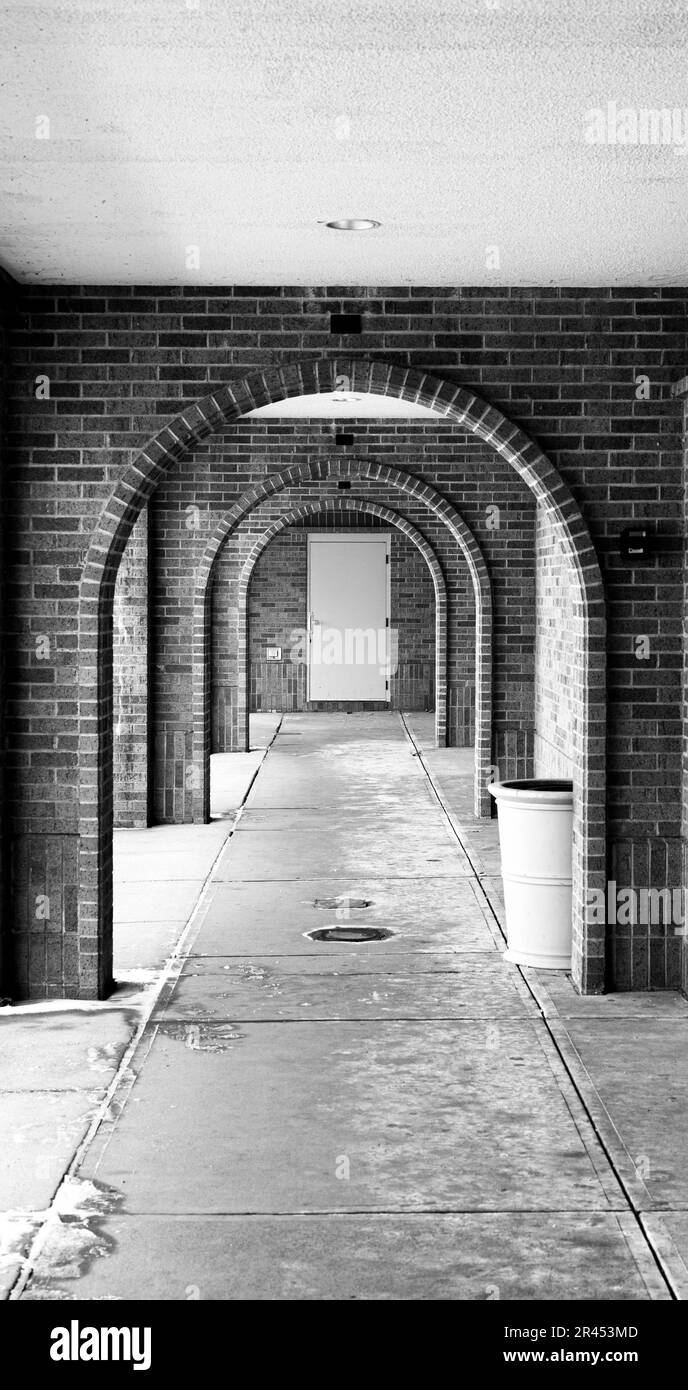 Arcade corridor Black and White Stock Photos & Images - Alamy